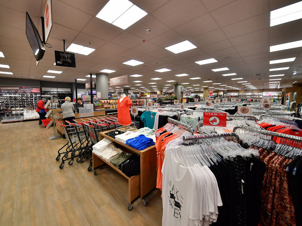 WOOLWORTH – Shoppingcenter, Einkaufszentrum, Einkaufszentrum München ...